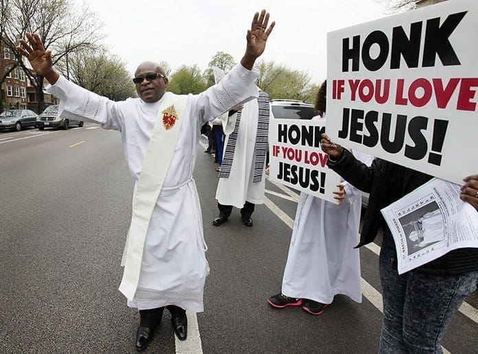 Archbishop joins Chicago parish in efforts to promote neighborhood ...