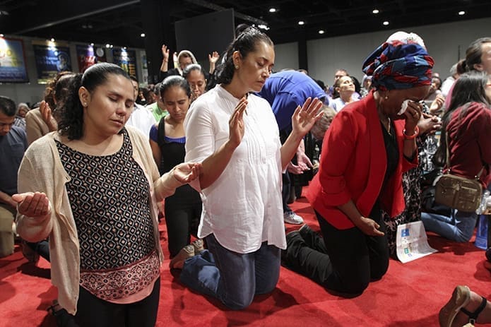 Jesus’ humble presence in Eucharist brings healing during service ...