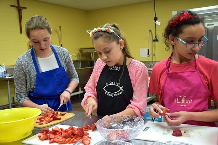 Culinary ministry imparts kitchen know-how to youth - Georgia Bulletin ...