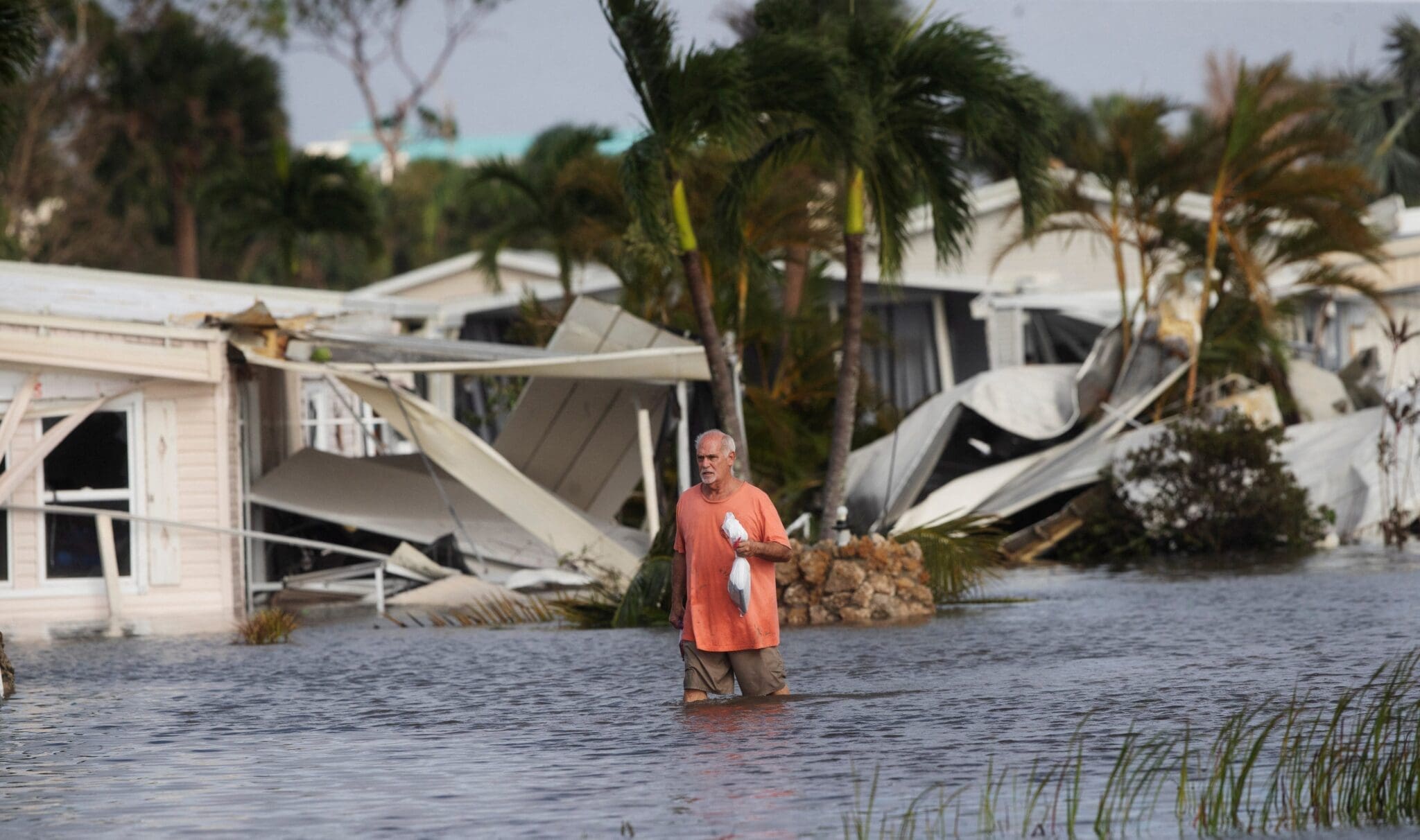 Florida continues with Hurricane Ian rescue efforts - Georgia Bulletin ...